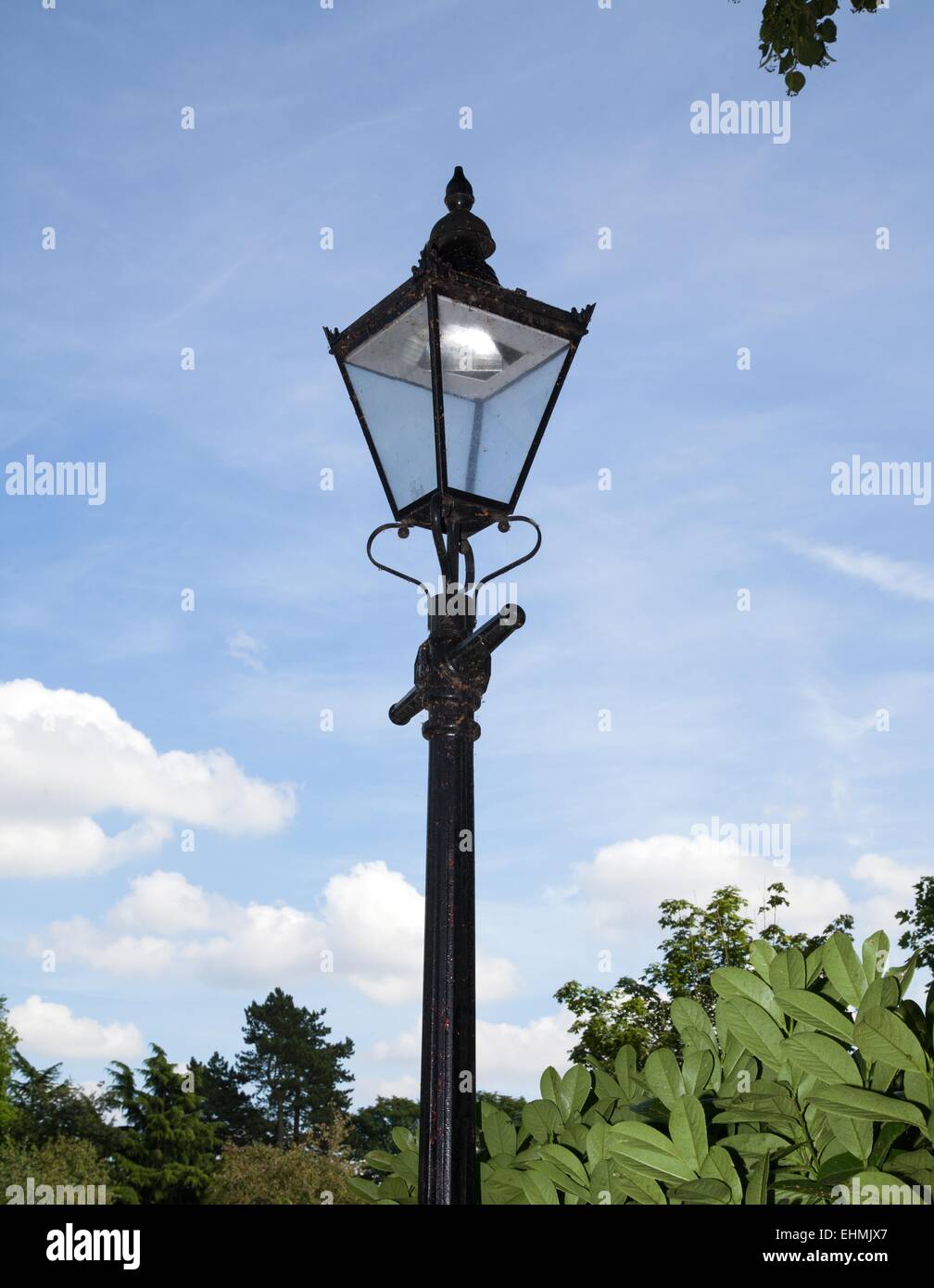 Lamp post in the gardens behind St Mary’s church, Hinckley ...