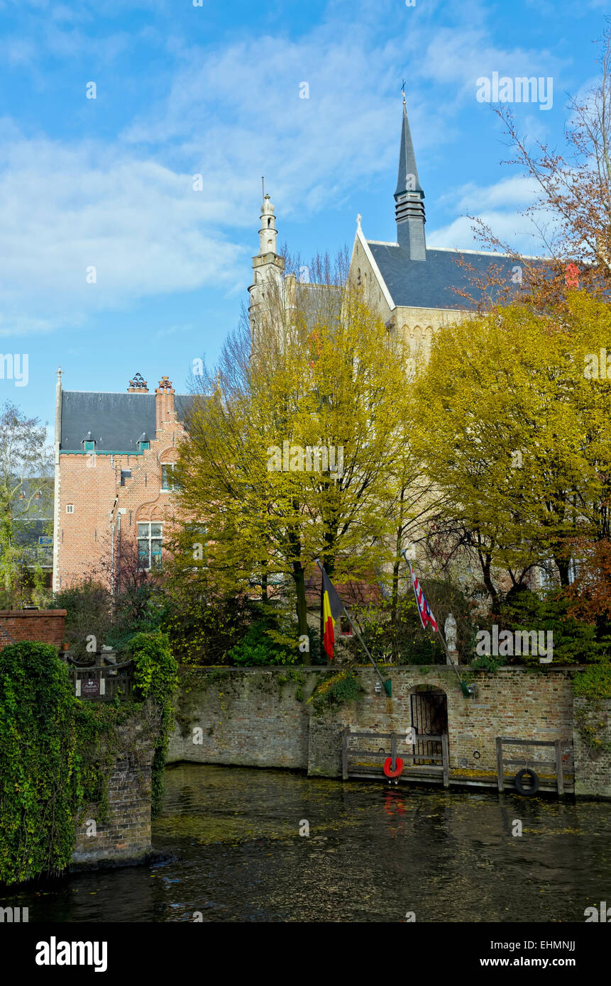 Bruges autumn scene hi-res stock photography and images - Alamy