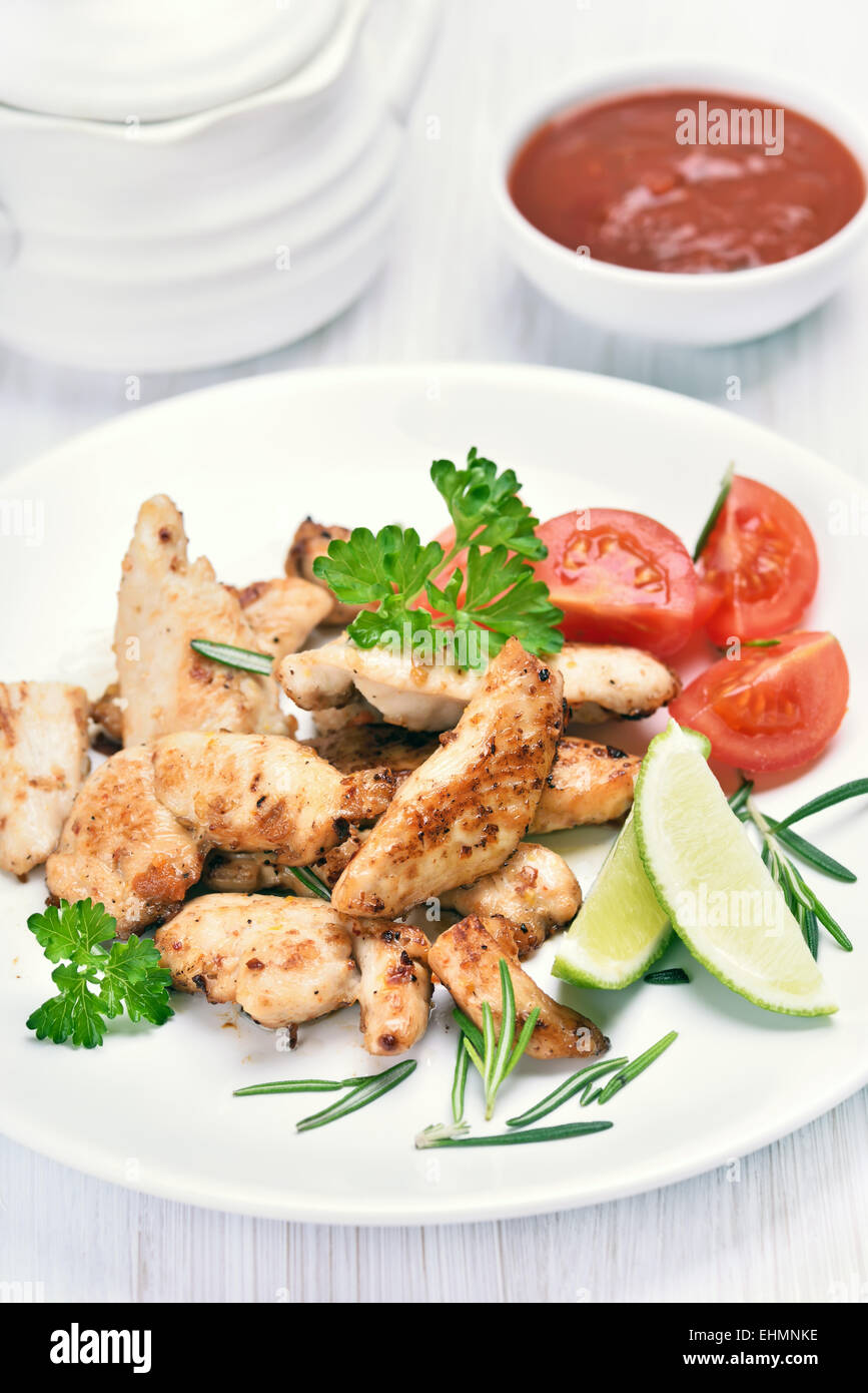 Sliced roast chicken with vegetables hi-res stock photography and ...