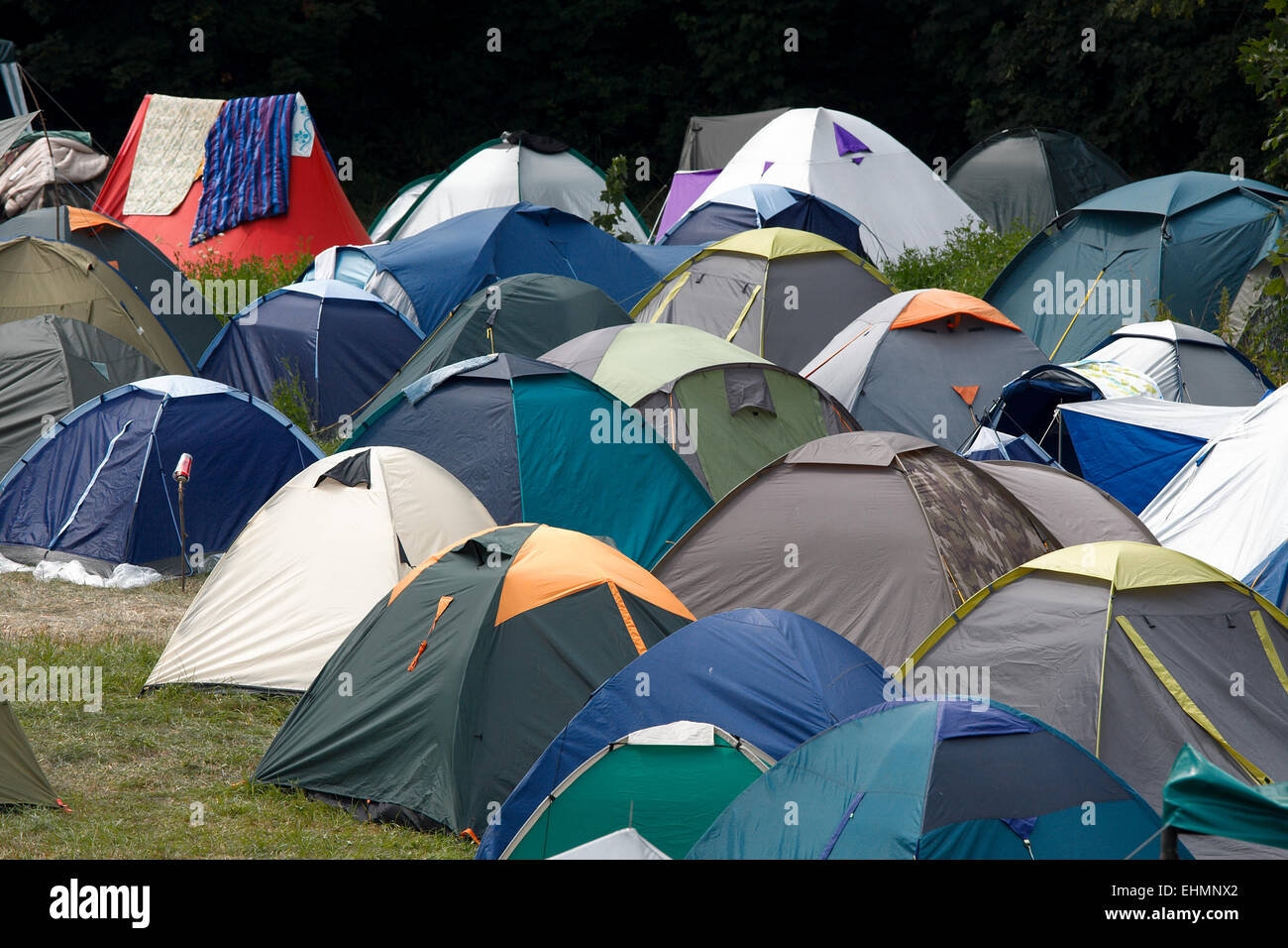 Place tent hi-res stock photography and images - Alamy