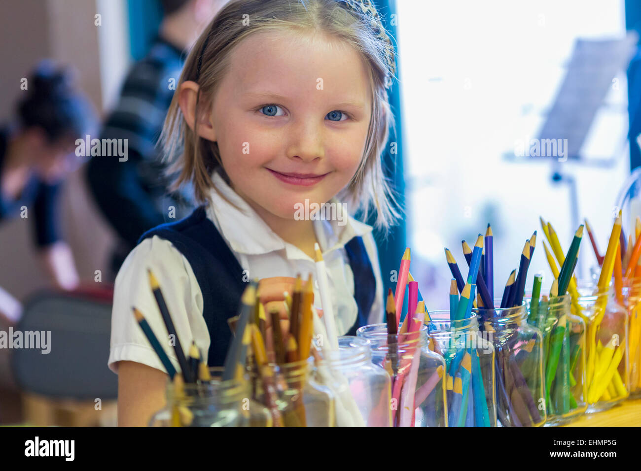 Native american girl in classroom hi-res stock photography and images ...