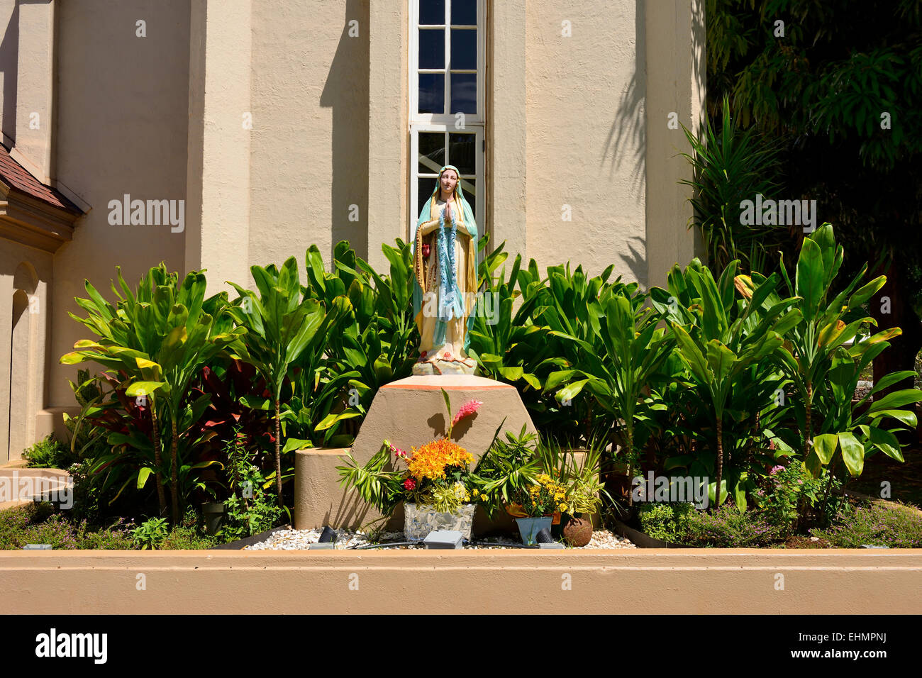 Virgin Mary statue at Maria Lanakila Catholic Church on Wainee Street ...