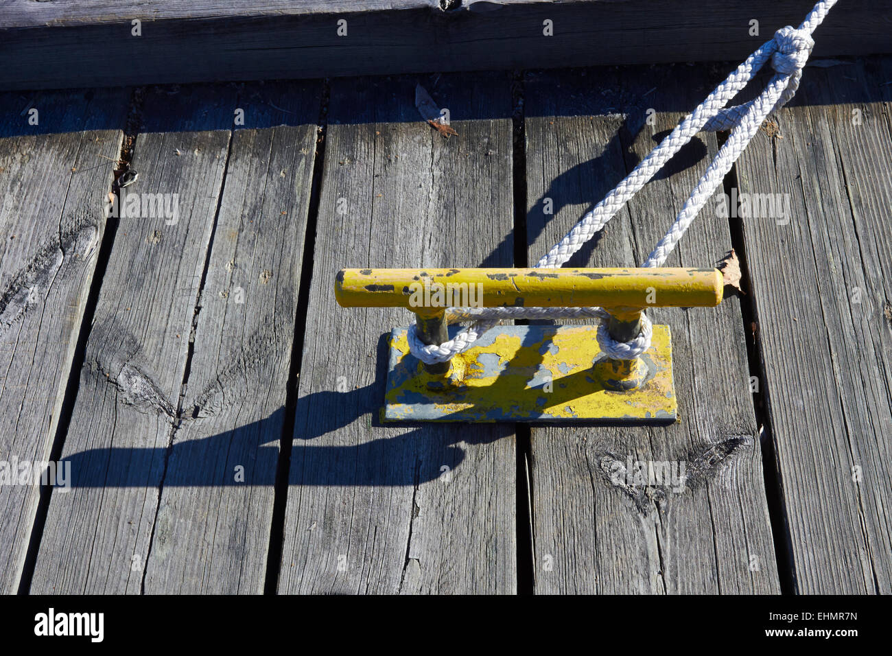attached rope at harbour, Finland Stock Photo - Alamy
