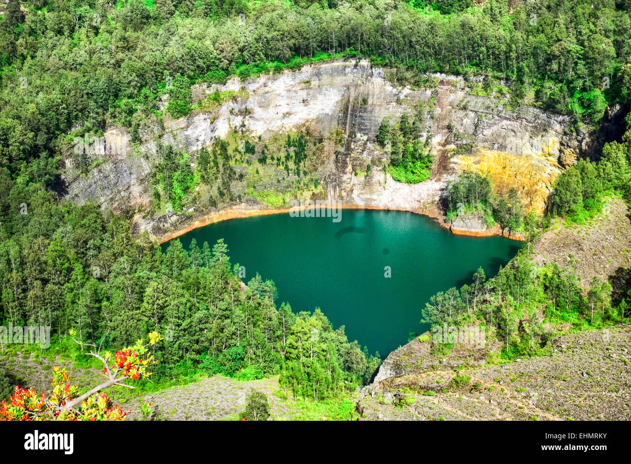 Coloured lake at Kelimutu, Flores, Indonesia Stock Photo - Alamy