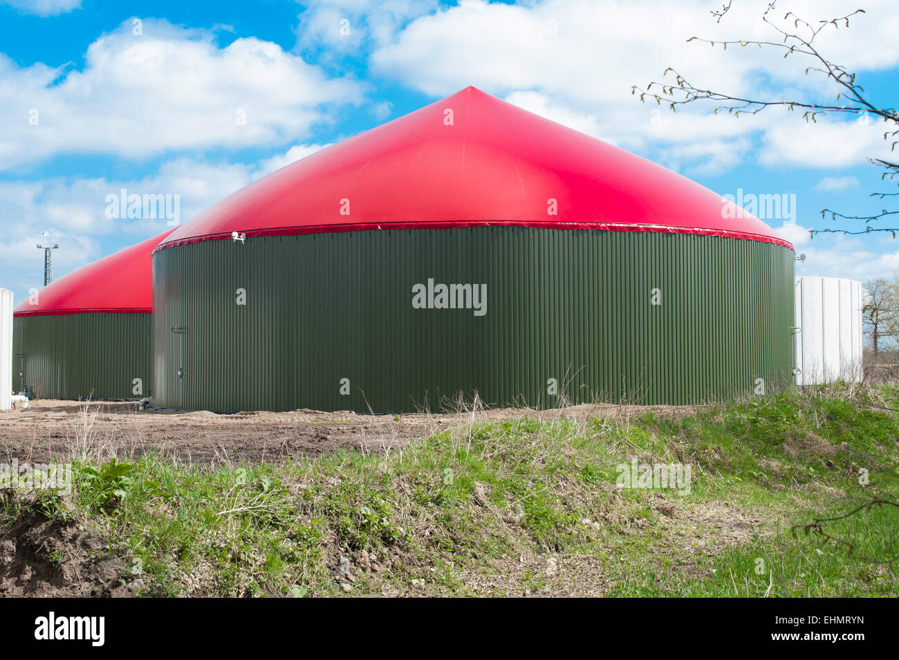 Biogas plant - biogas Stock Photo - Alamy