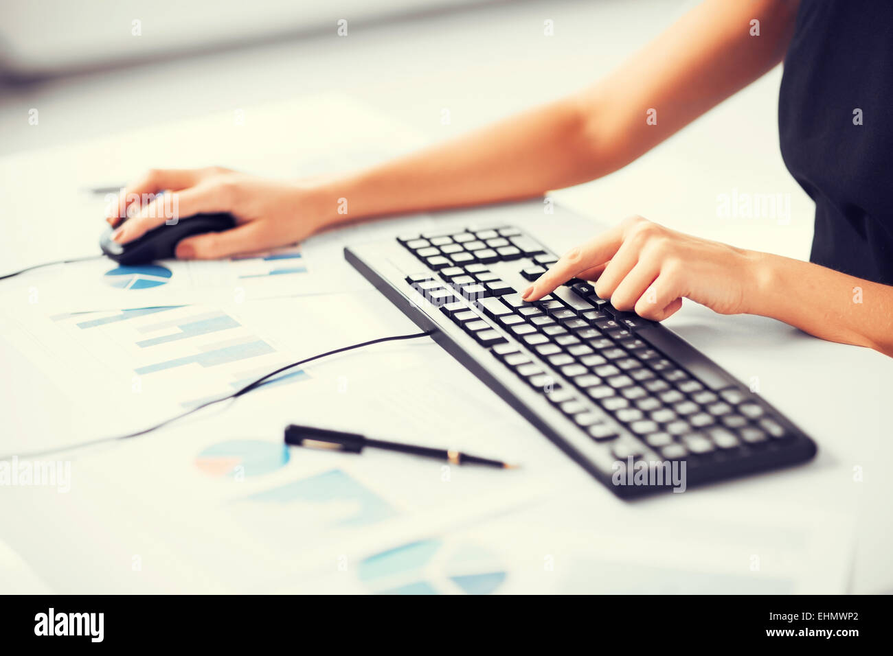 woman hands typing on keyboard Stock Photo - Alamy