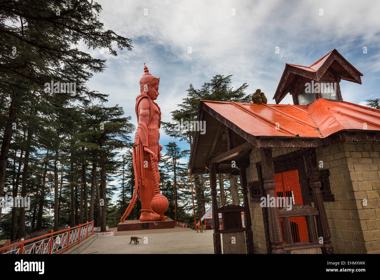 A huge statue of the Hindu Monkey God Hanuman at the Jakhu Temple near ...