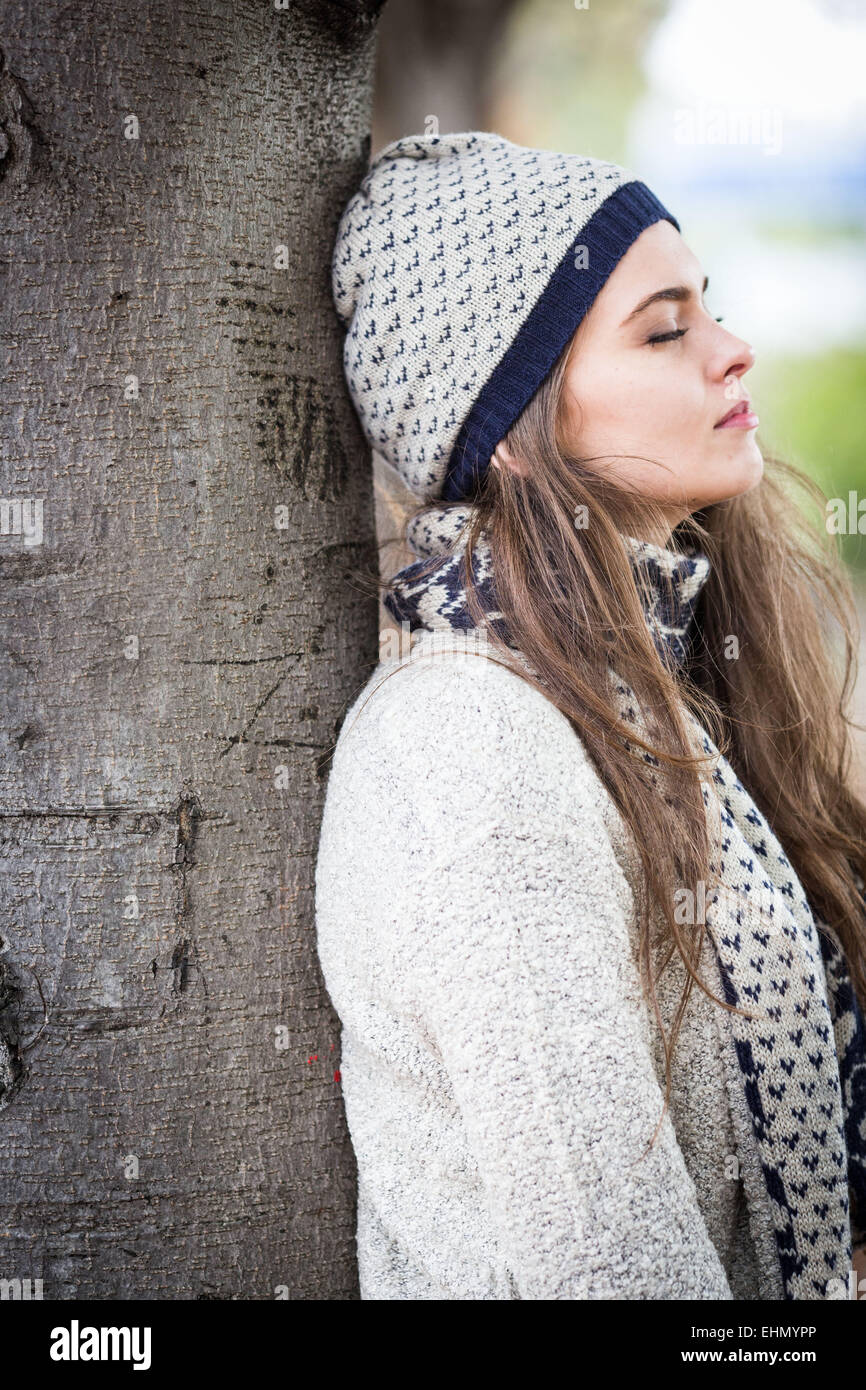 Leaning against a tree hi-res stock photography and images - Alamy