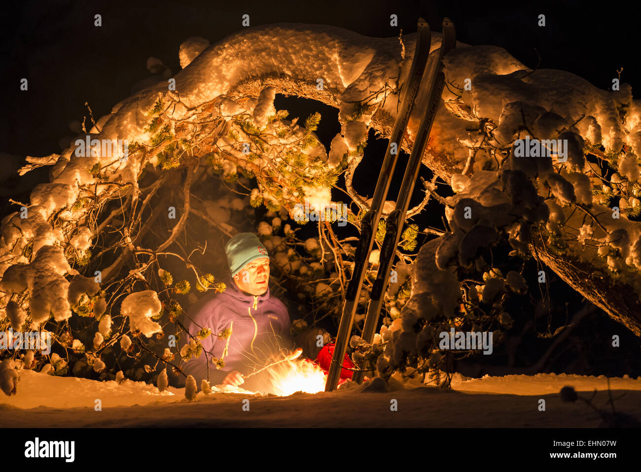 Lapland campfire snow hi-res stock photography and images - Alamy