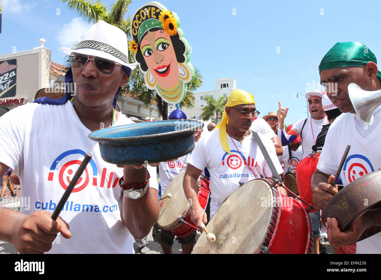 Calle ocho street festival miami 2015 hi-res stock photography and ...