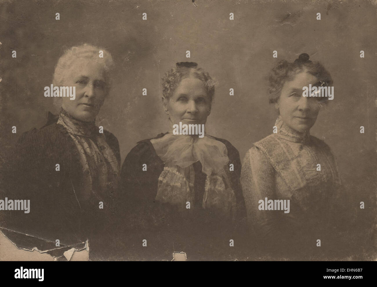 Portrait three elegant women hi-res stock photography and images - Alamy