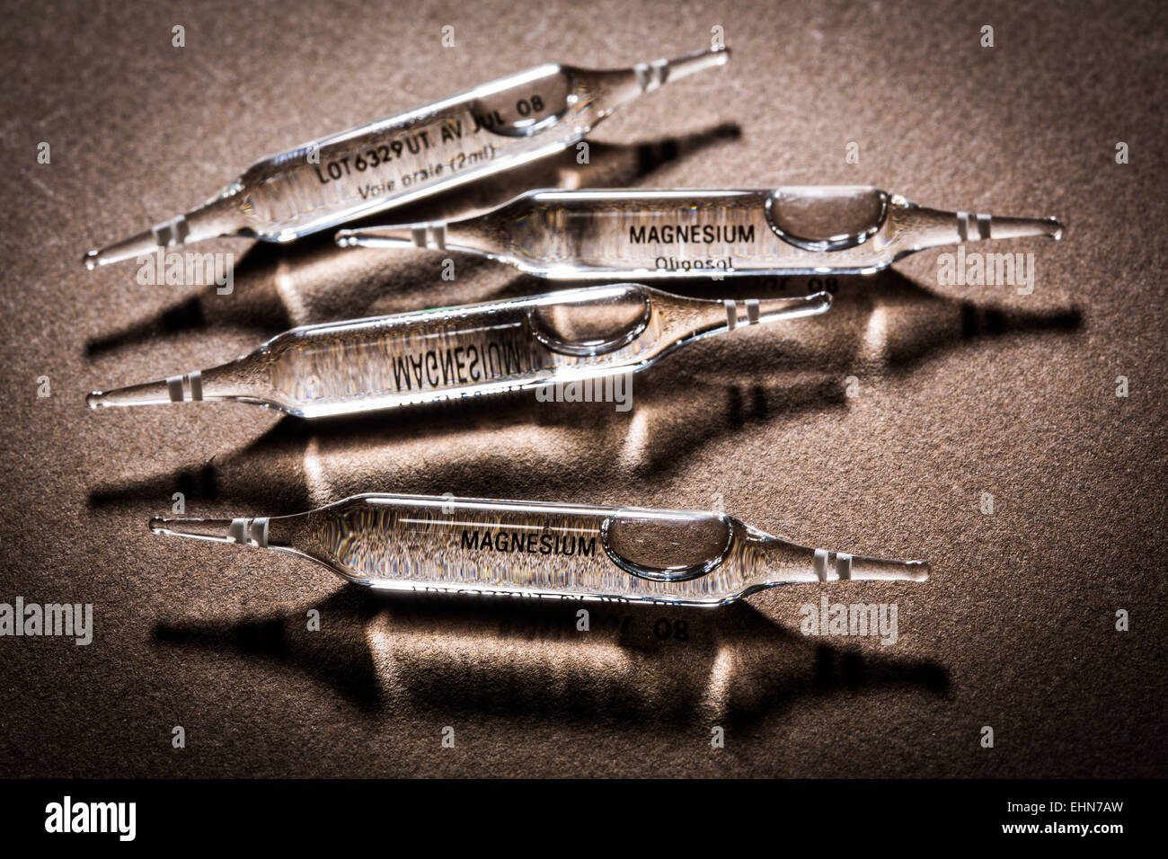 Ampoules Stock Photos & Ampoules Stock Images - Alamy