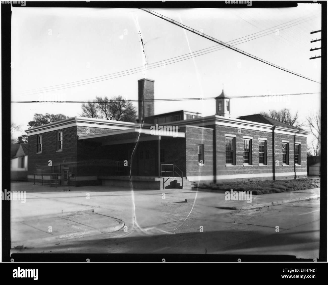 Historic building in small Black and White Stock Photos & Images - Alamy
