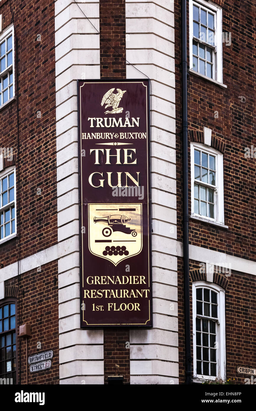 Truman pub hi-res stock photography and images - Alamy