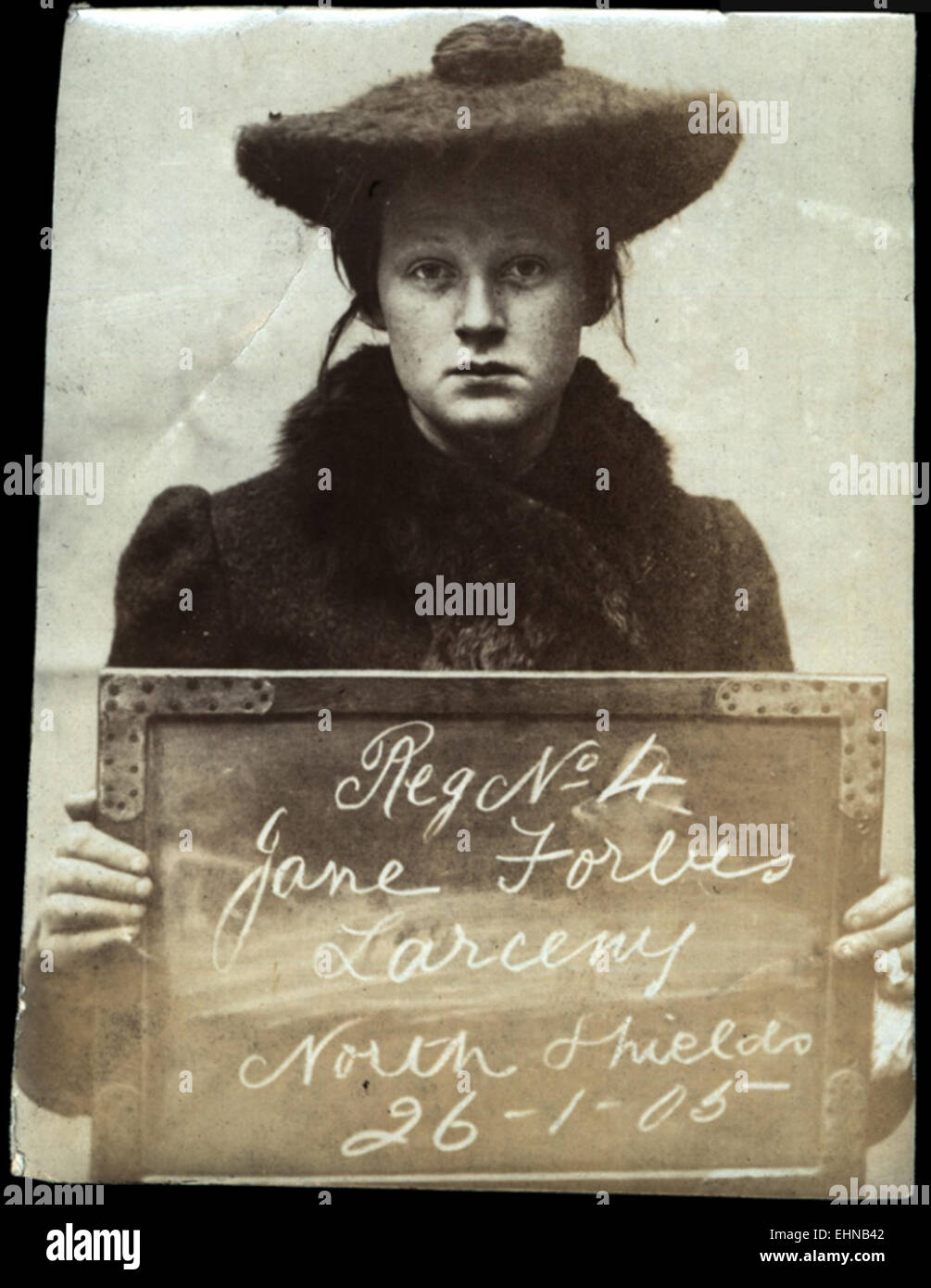 Victorian prisoner woman hi-res stock photography and images - Alamy
