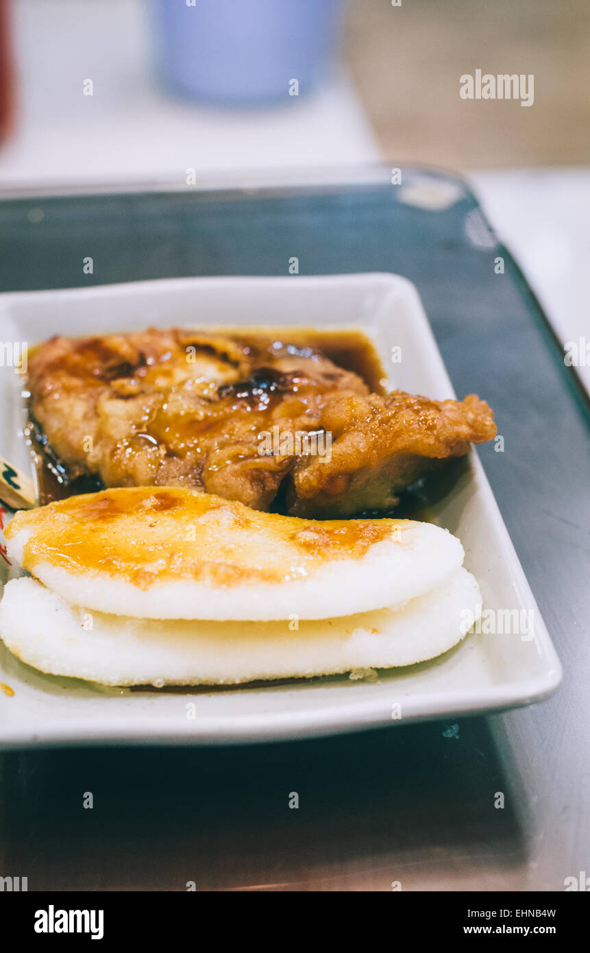 Asian rice cakes hi-res stock photography and images - Alamy