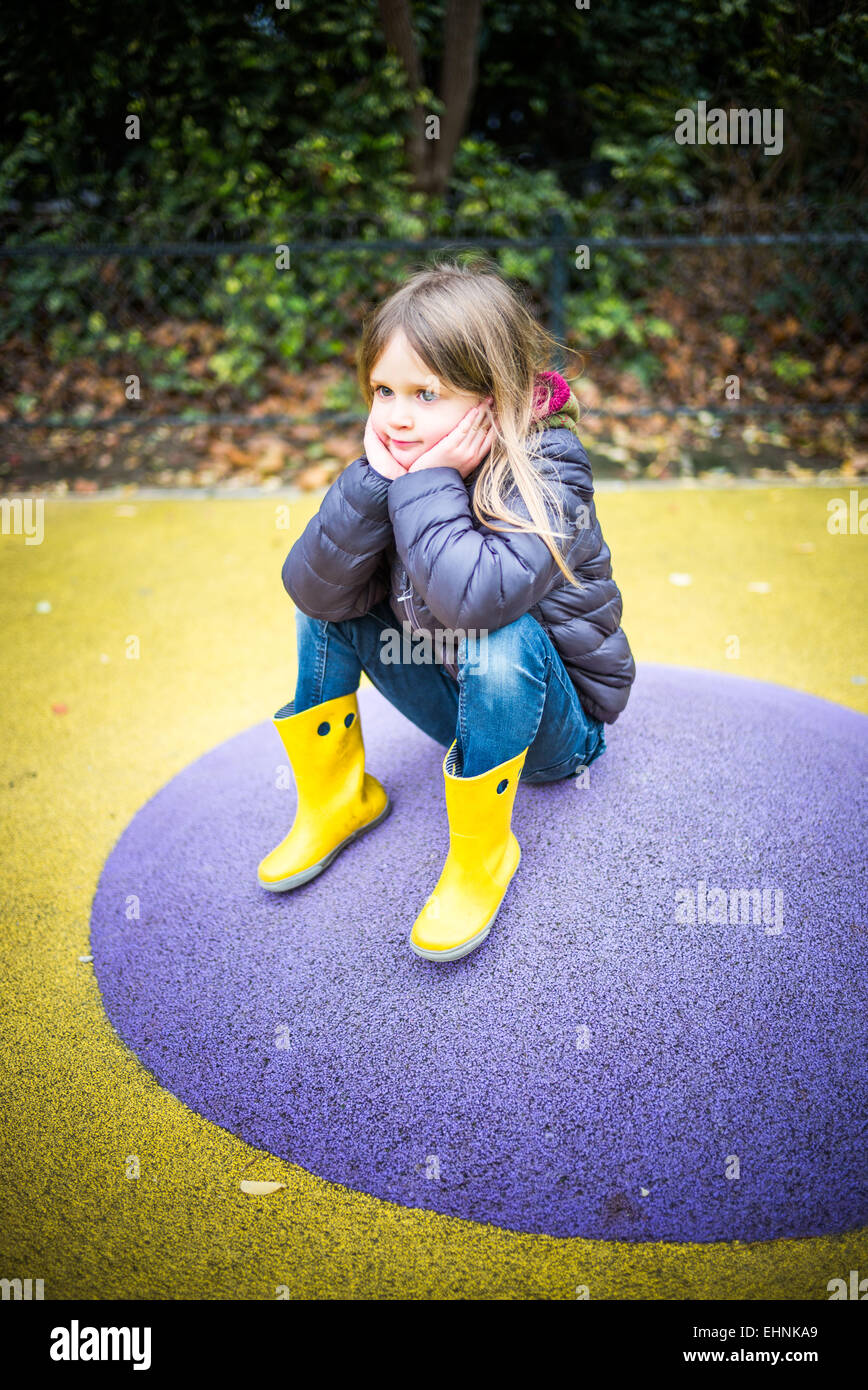 Child sad playground hi-res stock photography and images - Alamy