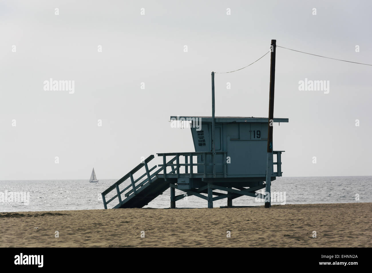 Lifeguard tower on beach los hi-res stock photography and images - Alamy