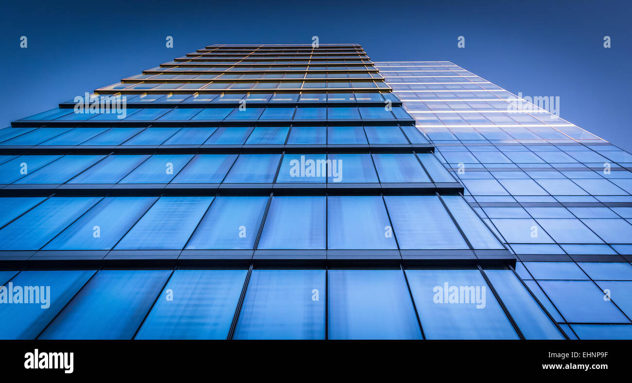 Looking up at the WSFS Bank building in downtown Wilmington, Delaware ...