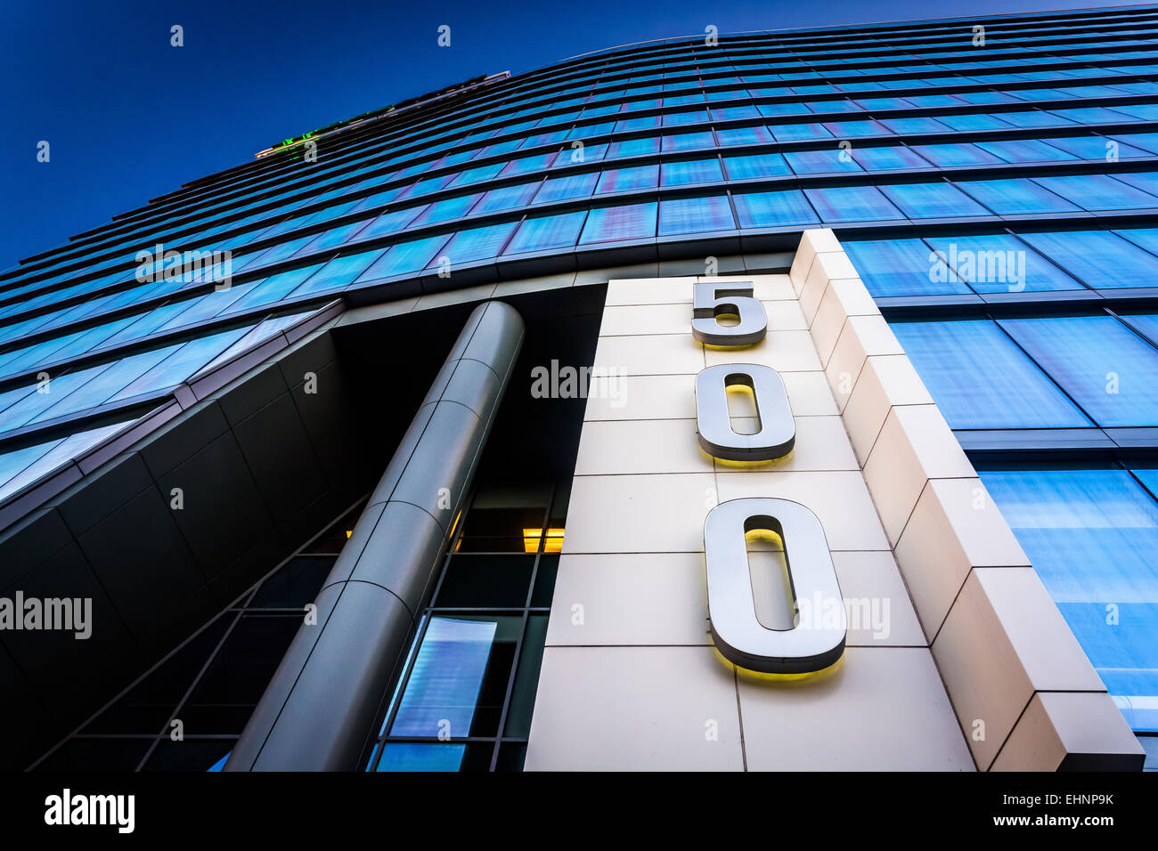 Looking up at the modern WSFS Bank building in downtown Wilmington ...