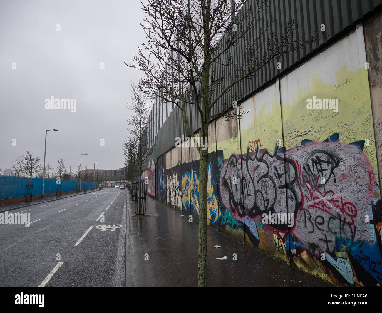 Peace Wall, Cupar Way, Belfast, County Antrim, United Kingdom Stock ...
