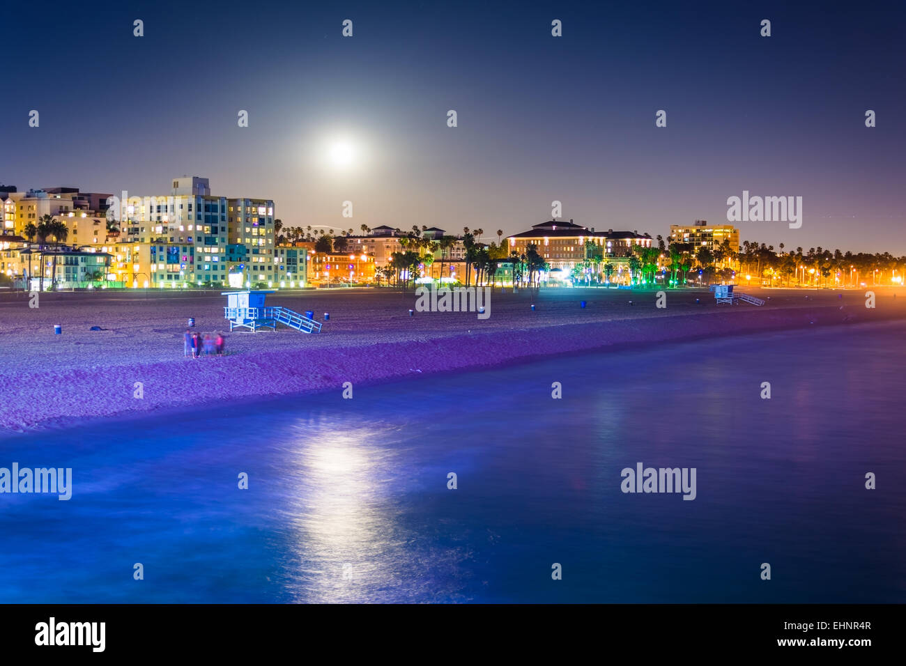 Moonrise over beach hi-res stock photography and images - Alamy