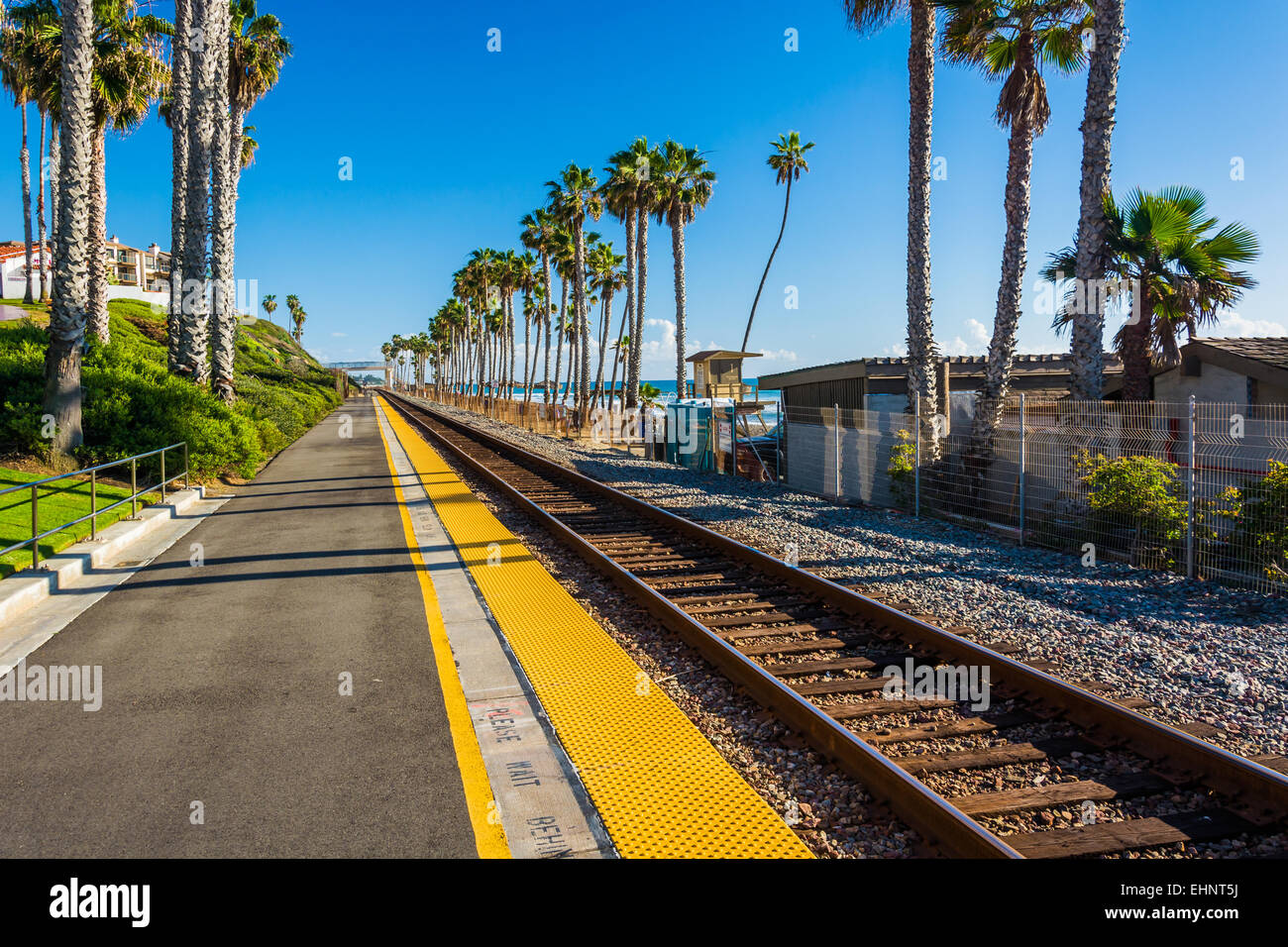 Railroad tracks in San Clemente, California Stock Photo - Alamy