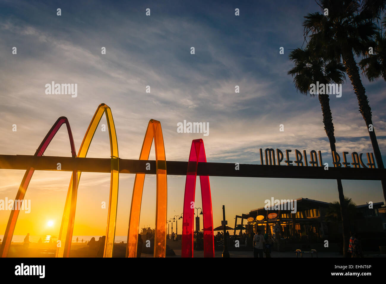 Waterfront with palm trees and sign hi-res stock photography and images ...