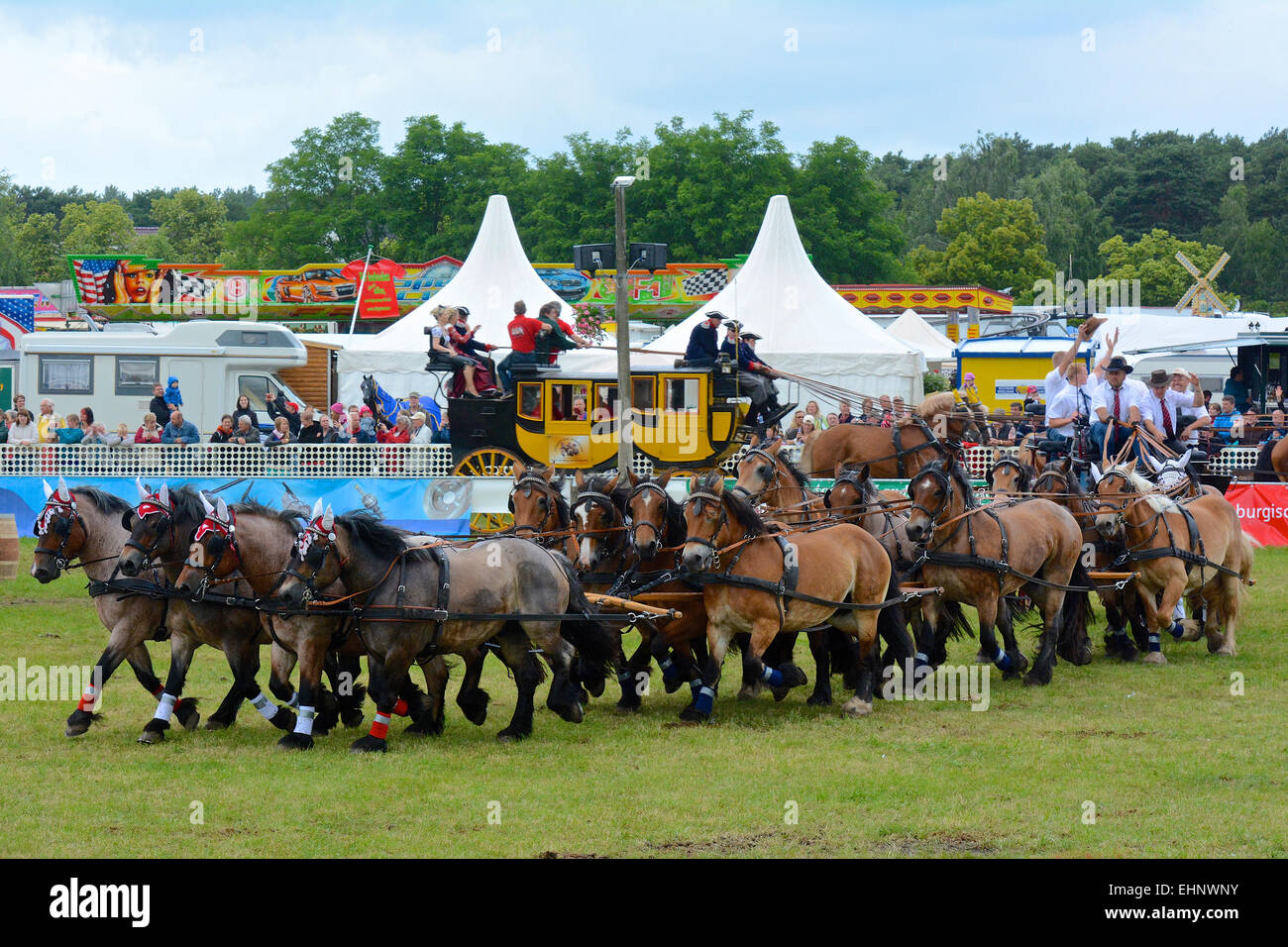 16 horse power hi-res stock photography and images - Alamy