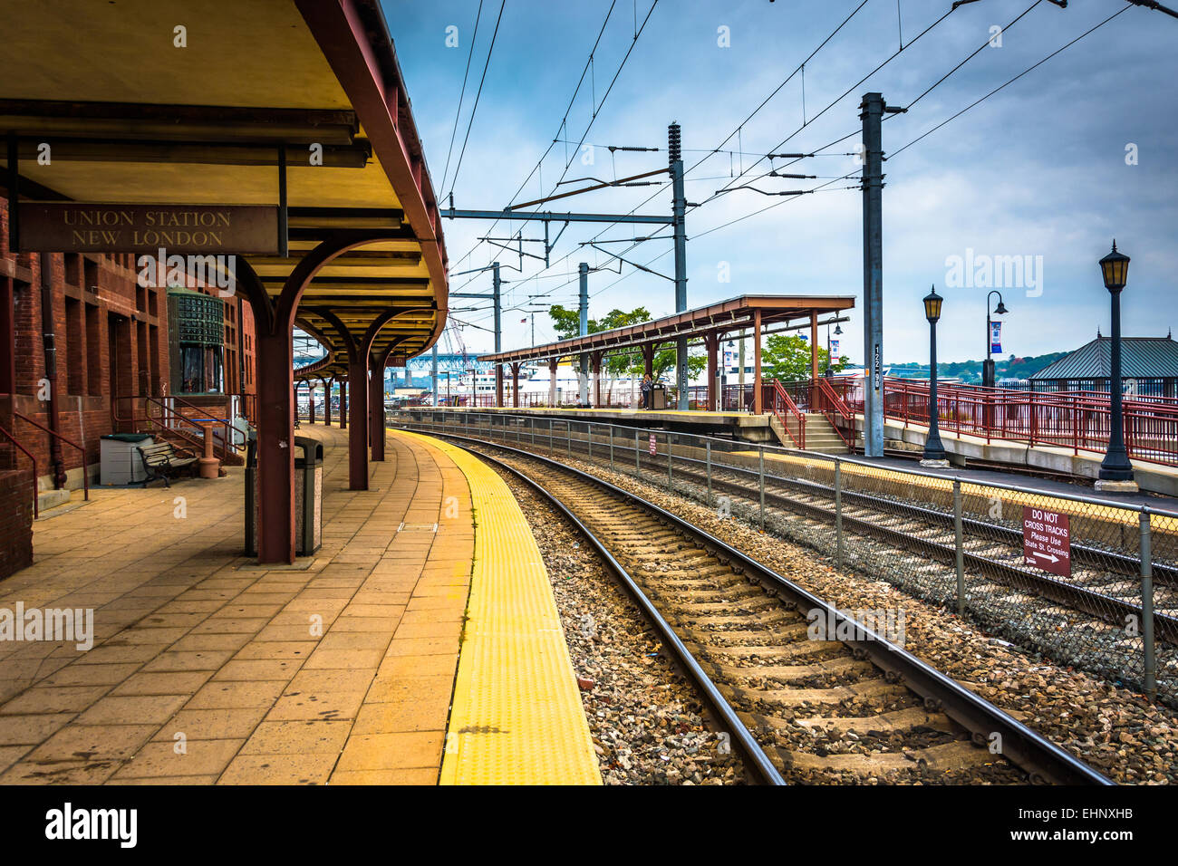 Union Station and railroad tracks in New London, Connecticut Stock ...