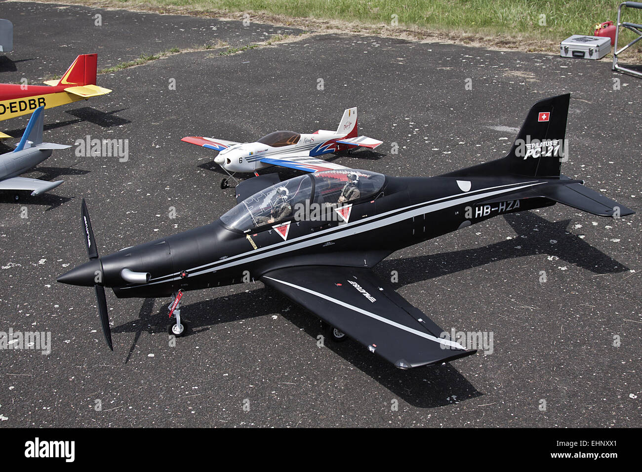 Flugzeugmodell hi-res stock photography and images - Alamy