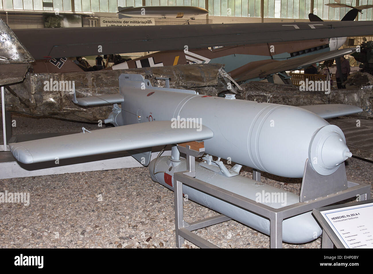 2 weltkrieg flugplatz hi-res stock photography and images - Alamy