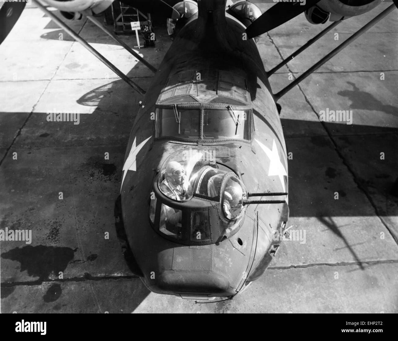 Twin gun Black and White Stock Photos & Images - Alamy