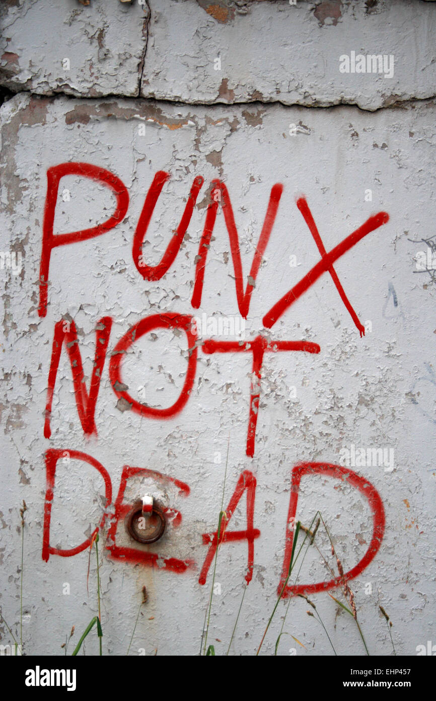 A graffiti, stating 'Punx Not Dead' Stock Photo - Alamy