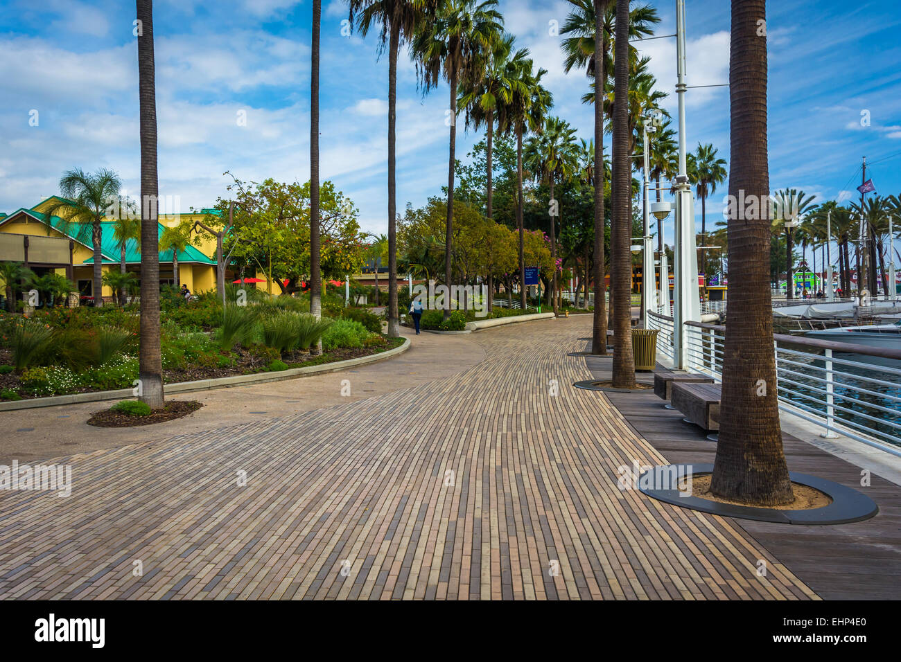 Waterfront walkway in Long Beach, California Stock Photo - Alamy