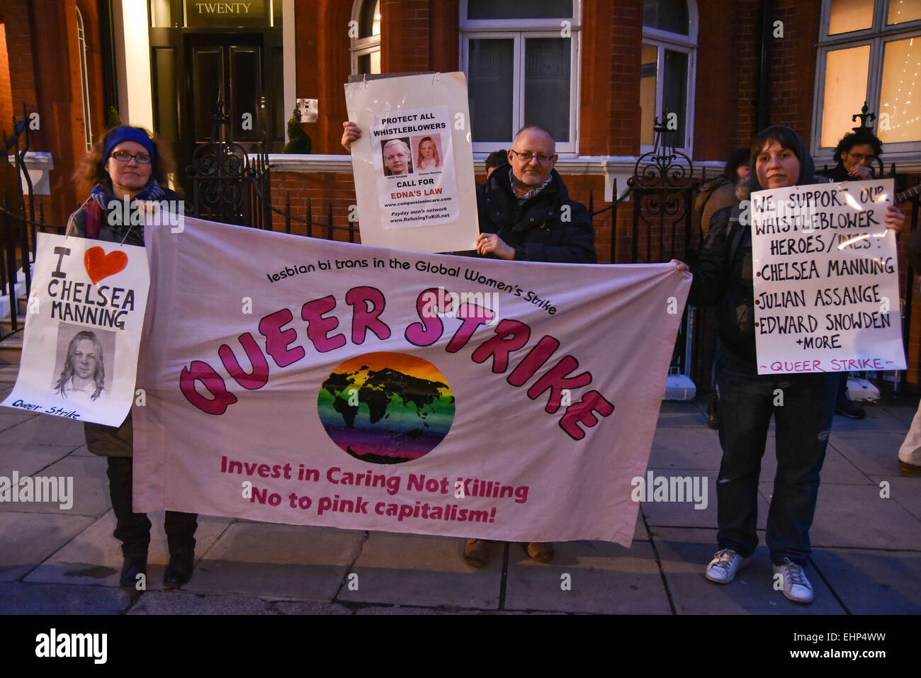 London, UK. 16th March, 2015. Nosies Supporters shouting free # ...