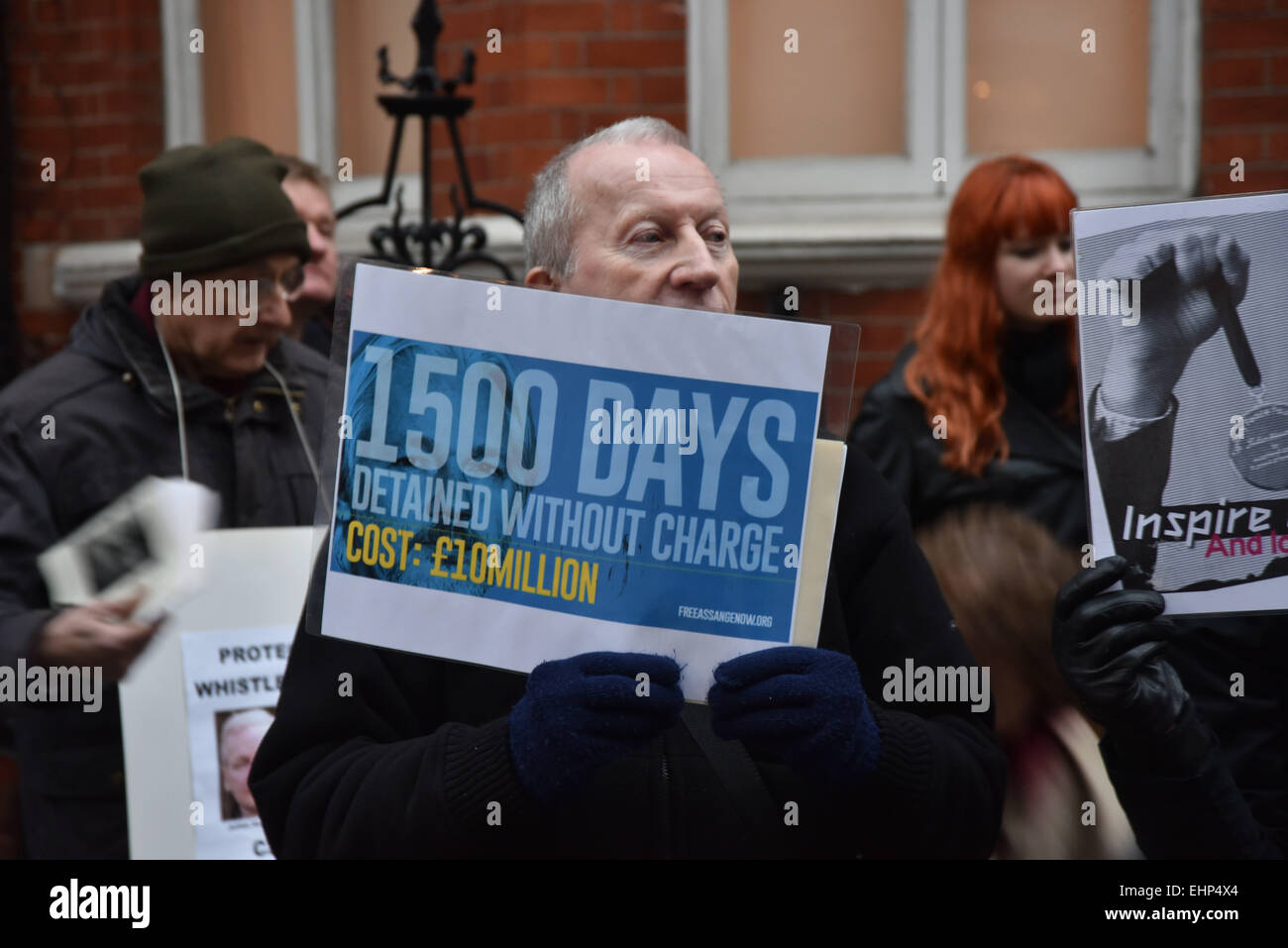 London, UK. 16th March, 2015. Nosies Supporters shouting free # ...