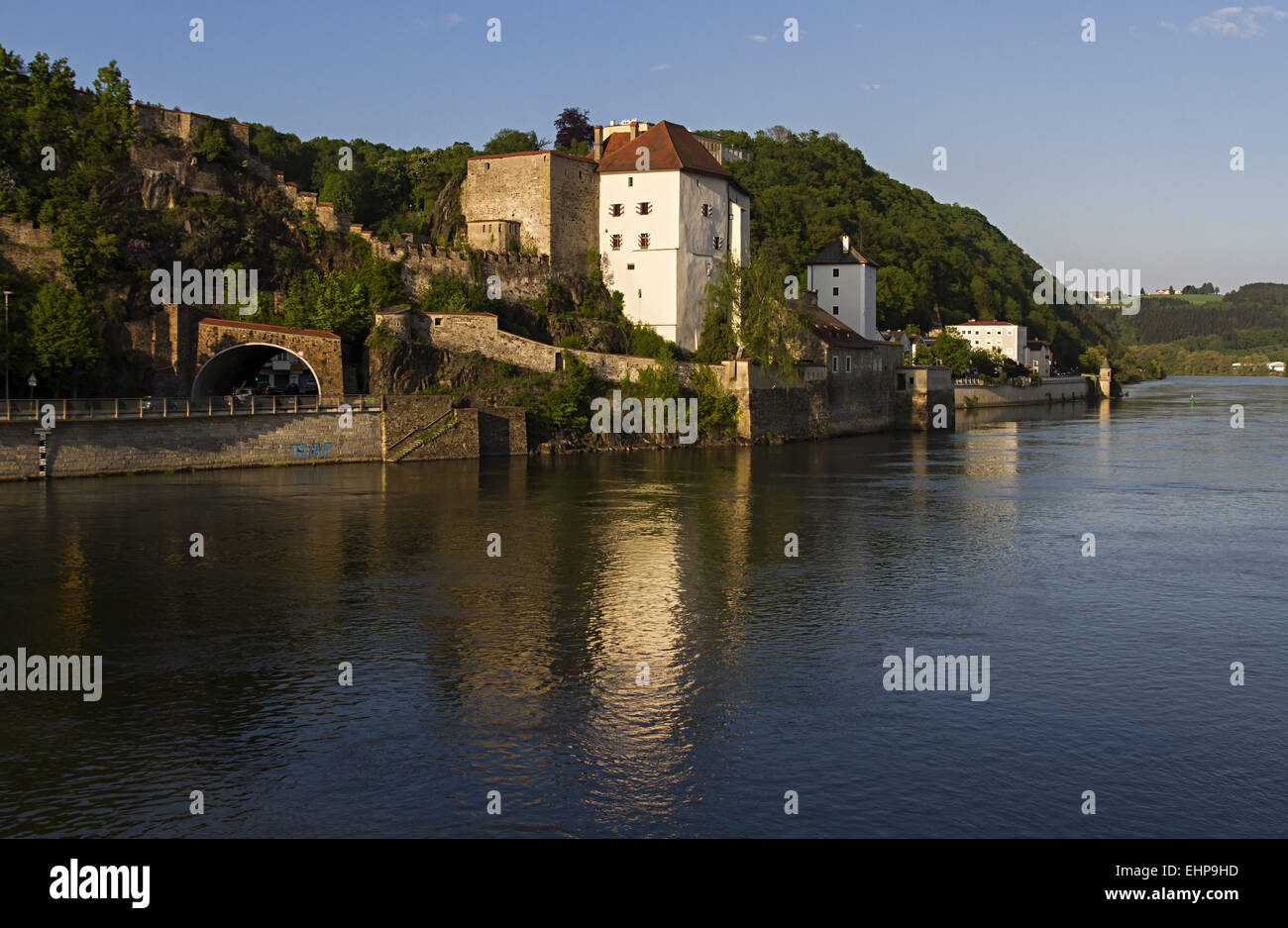 Donau turm hi-res stock photography and images - Alamy