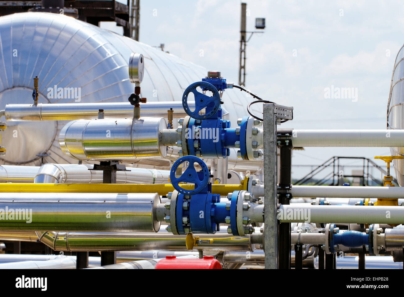 Chemical industry plant pipes valves hi-res stock photography and ...