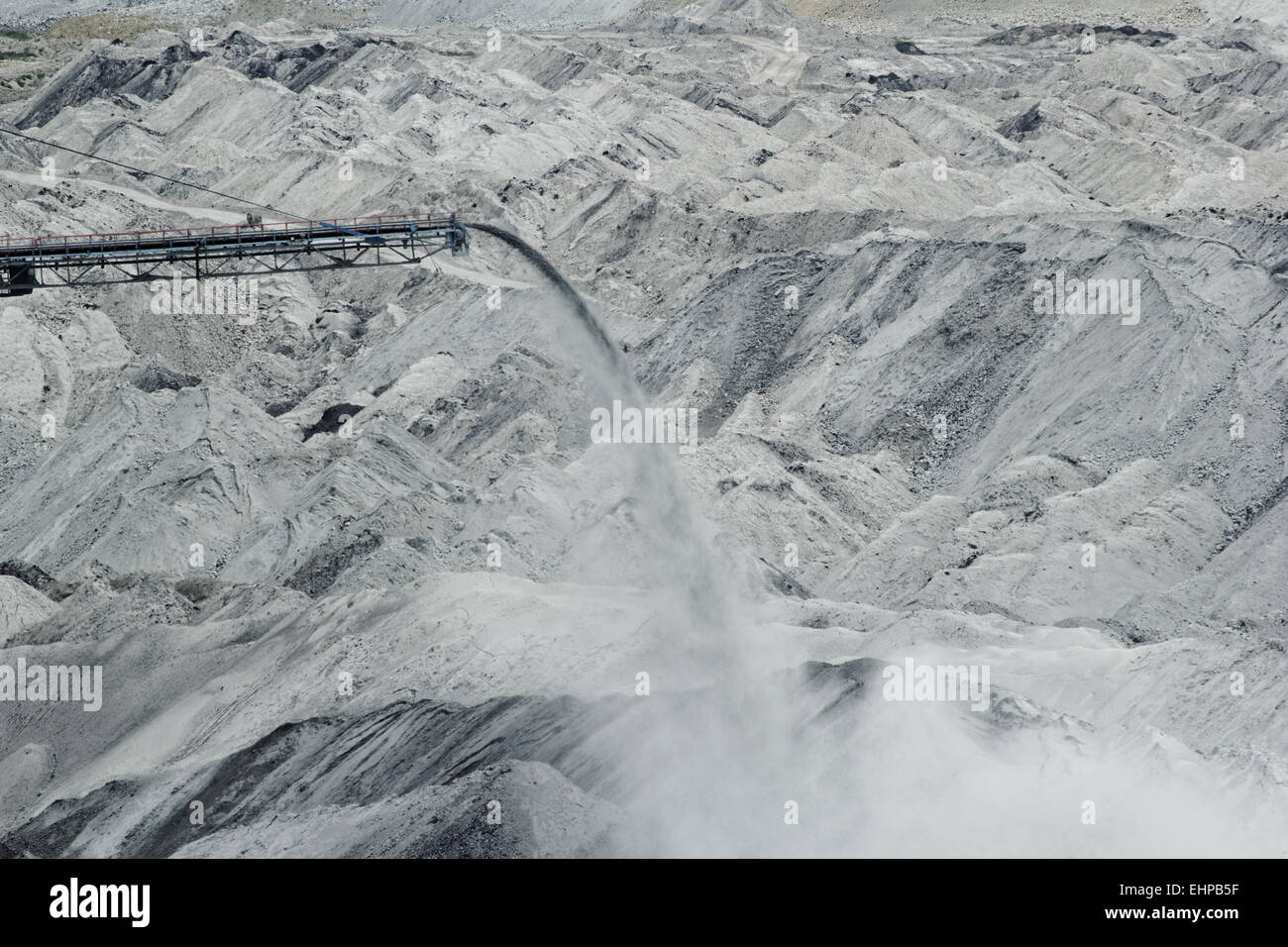 Open pit mining scar hi-res stock photography and images - Alamy