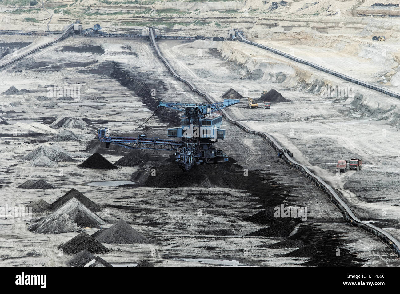 Coal mining in an open pit Stock Photo - Alamy