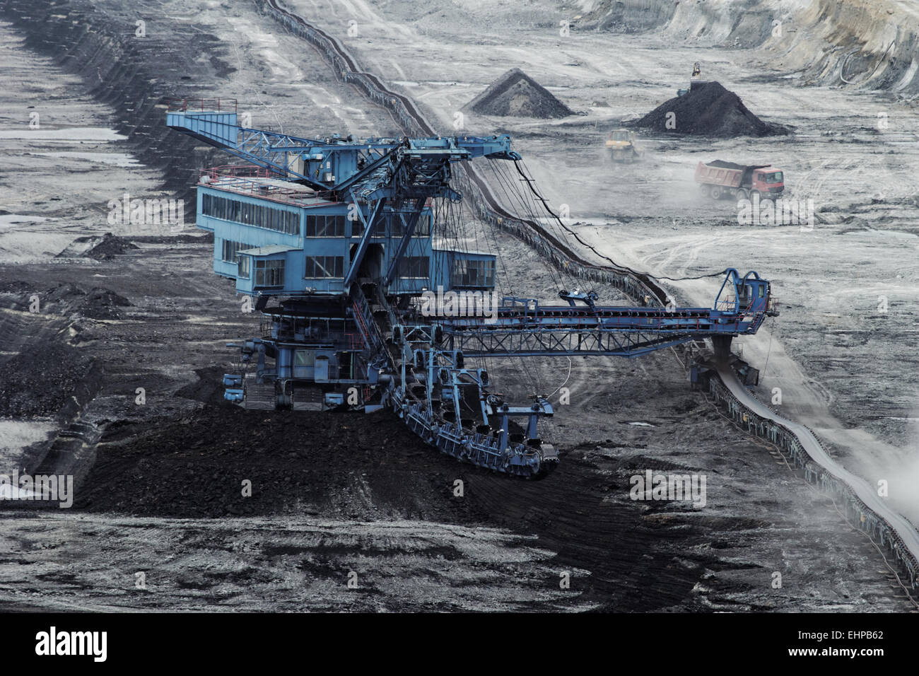 Open pit mining scar hi-res stock photography and images - Alamy