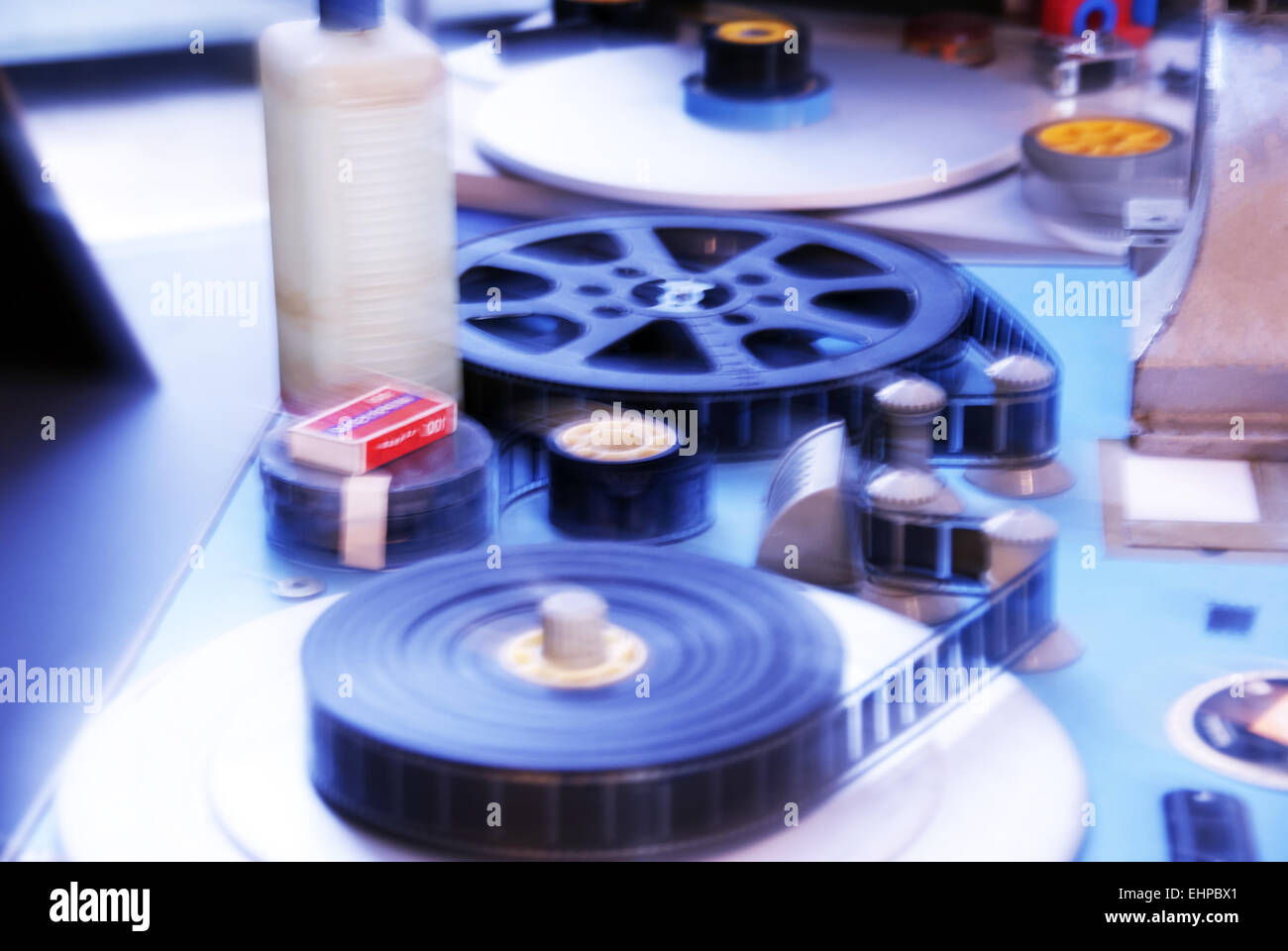 Screen roles hi-res stock photography and images - Alamy