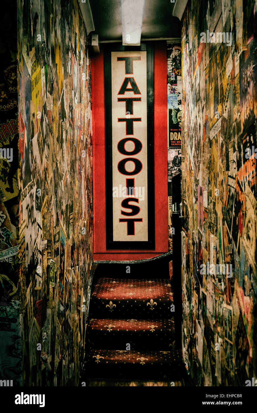 Tattoo parlour entrance Stock Photo - Alamy