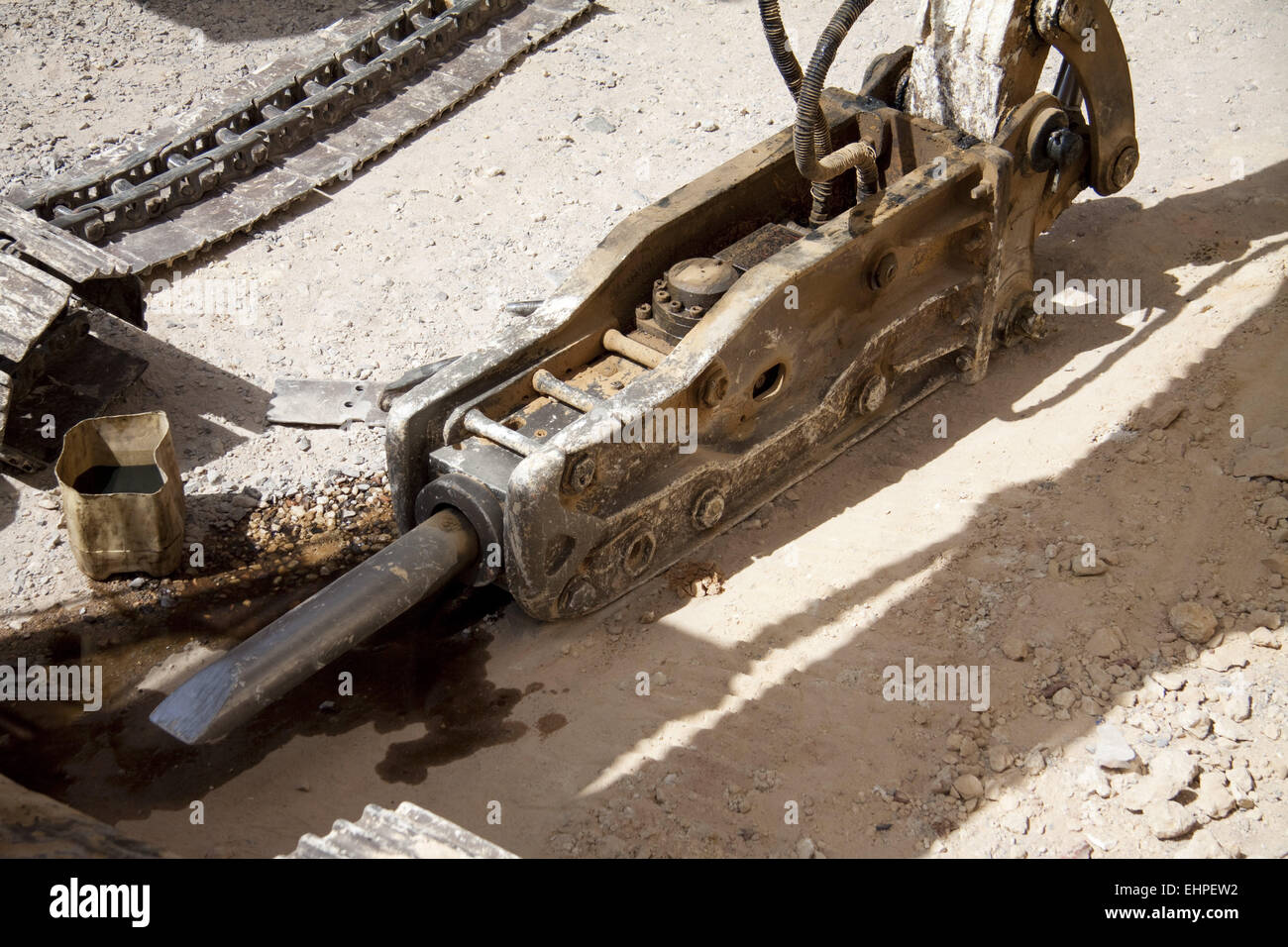 Hammer excavator hi-res stock photography and images - Alamy