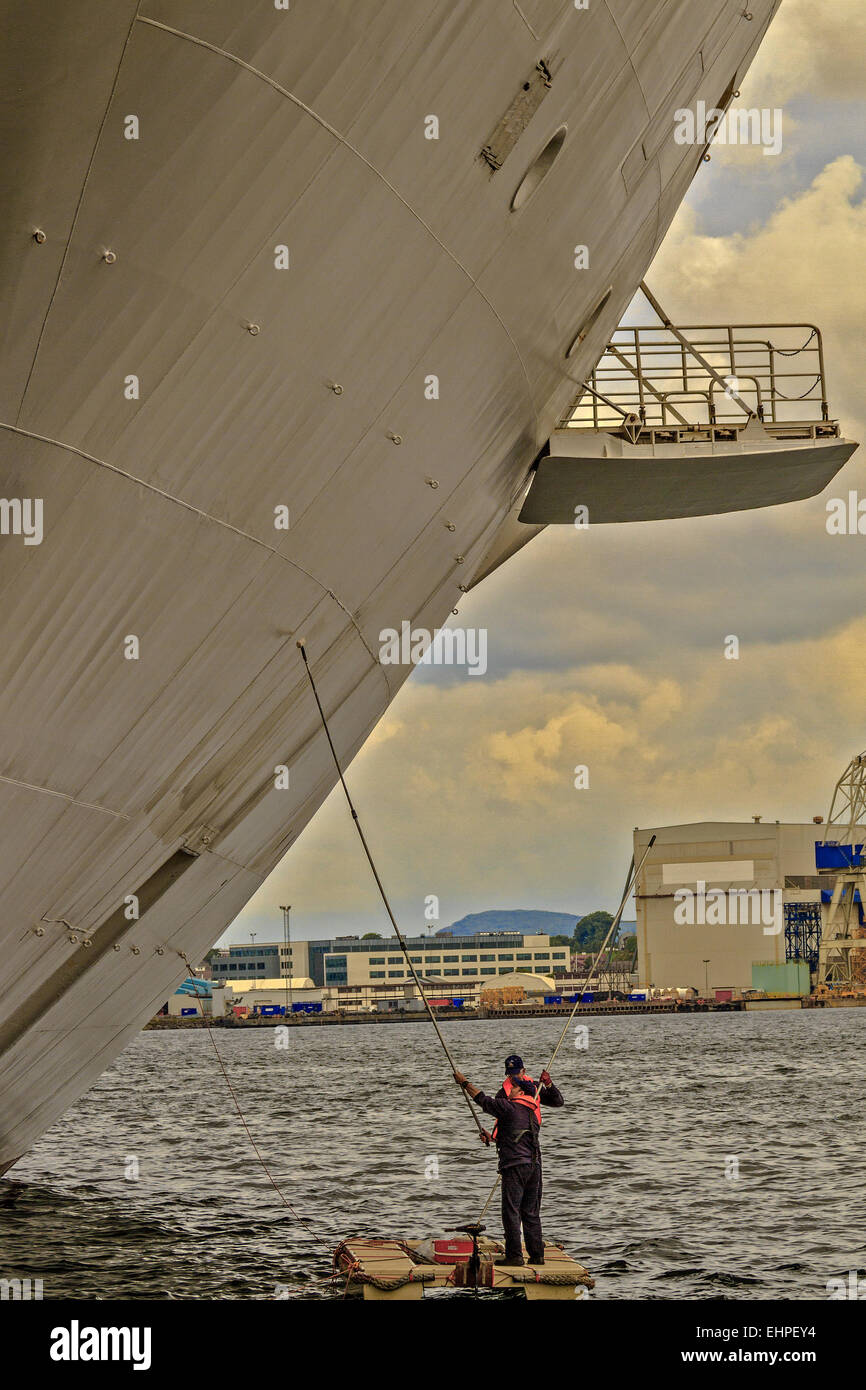 Ship Cleaning High Resolution Stock Photography and Images - Alamy