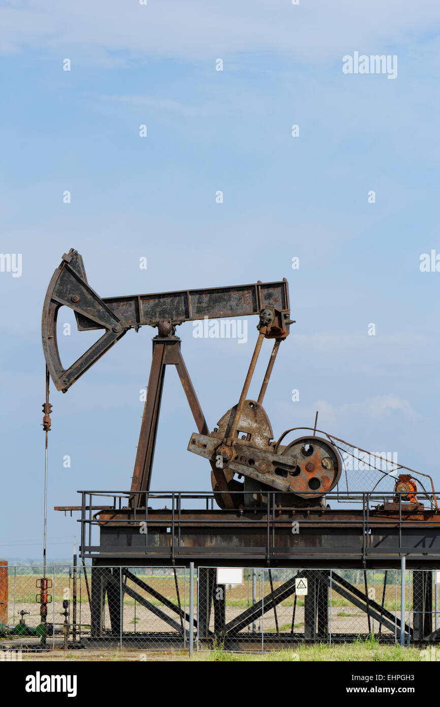 Oil and gas exploration and extraction hi-res stock photography and ...