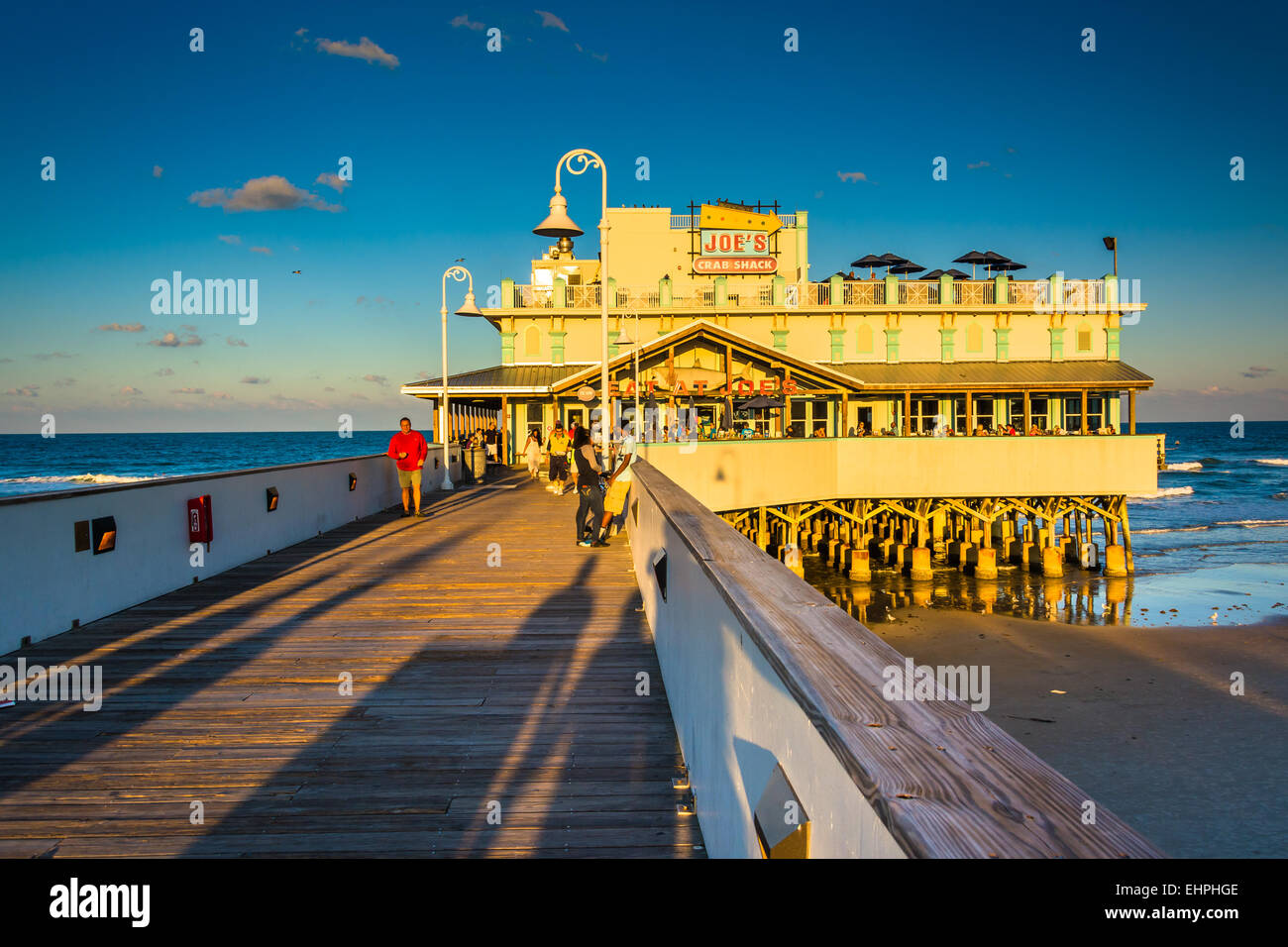 Daytona beach pier hi-res stock photography and images - Alamy