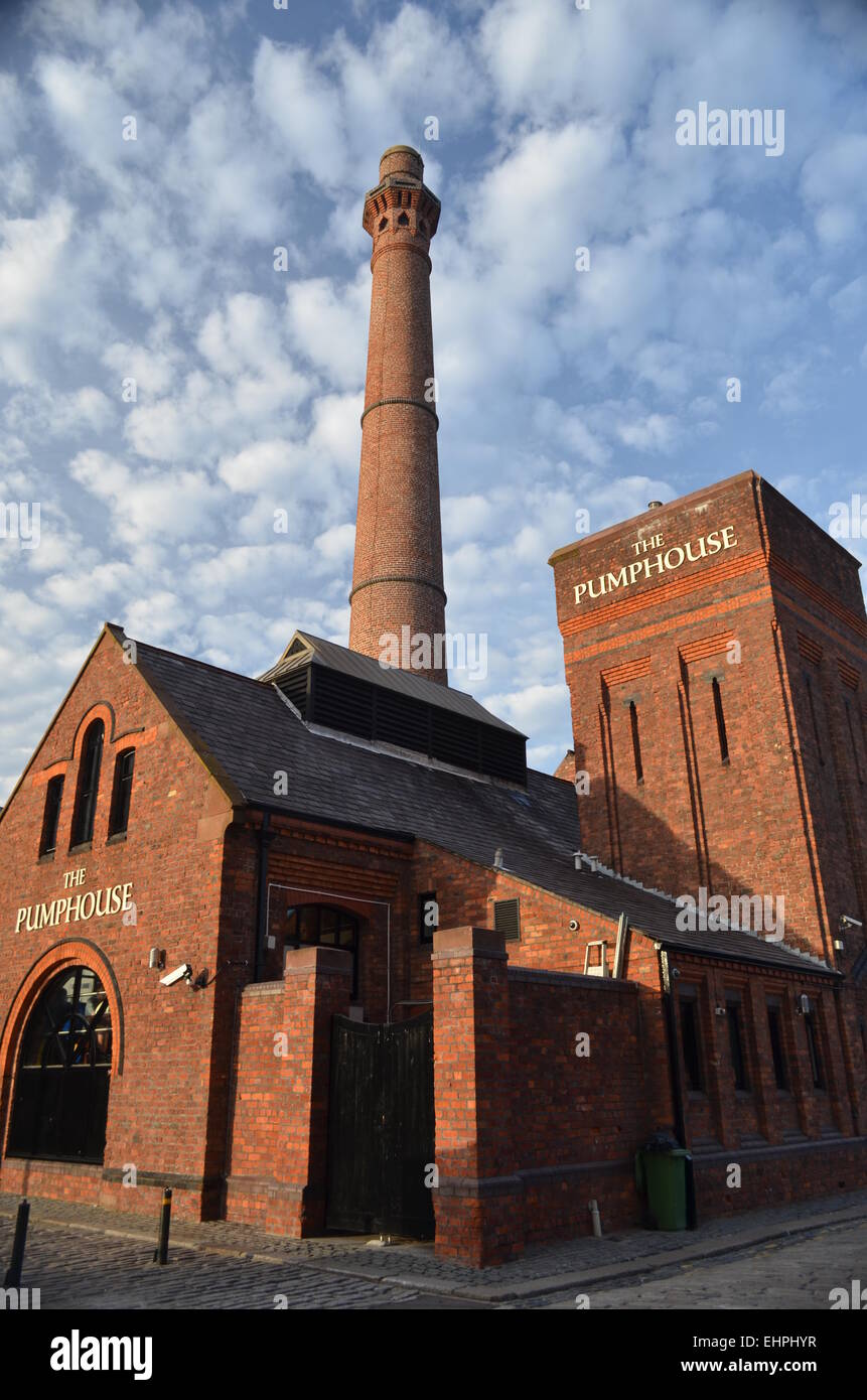 The Pumphouse pub, Albert Dock, Liverpool Stock Photo - Alamy