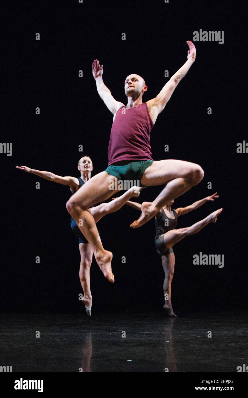 Robert cohan yolande hi-res stock photography and images - Alamy